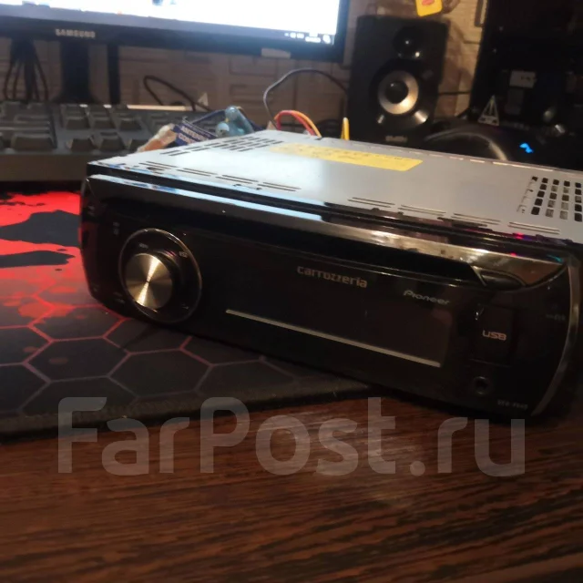 Pioneer Carrozzeria DEH-P640 USB, AUX, iPod, AM/FM, MP3, AAC, 1 DIN ...