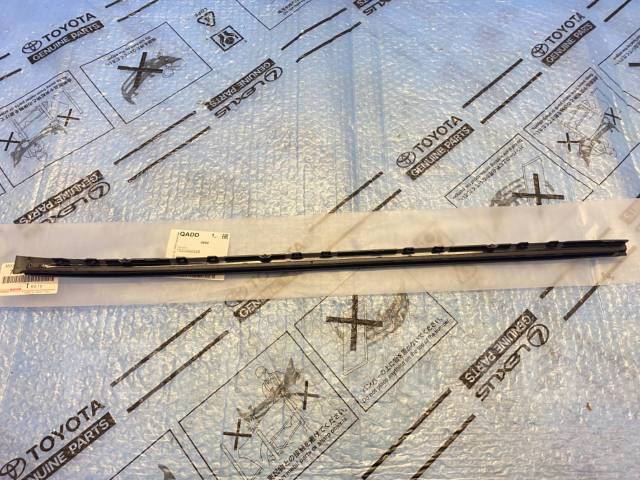 Молдинг лобового стекла боковой Toyota Land Cruiser Prado 150 купить в ...