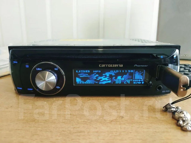 Pioneer Carrozzeria DEH-P640 USB, AUX, iPod, AM/FM, MP3, AAC, 1 DIN ...