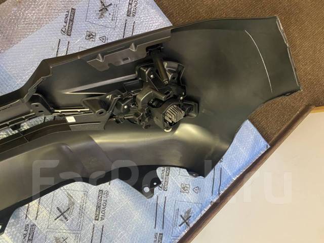 Бампер передний в сборе Toyota Land Cruiser 200 купить в Москве по цене ...