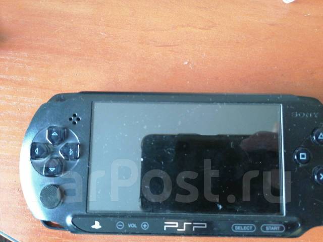Продам psp e 1008 с игрой - Игровые приставки и консоли во Владивостоке