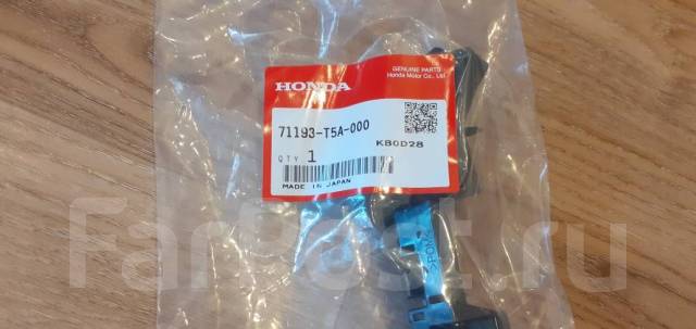 Крепление бампера правое Honda FIT 71193-T5A-000 купить во Владивостоке ...