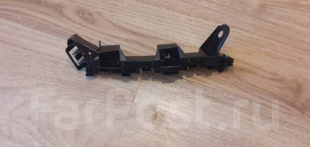 Крепление бампера правое Honda FIT 71193-T5A-000 купить во Владивостоке ...