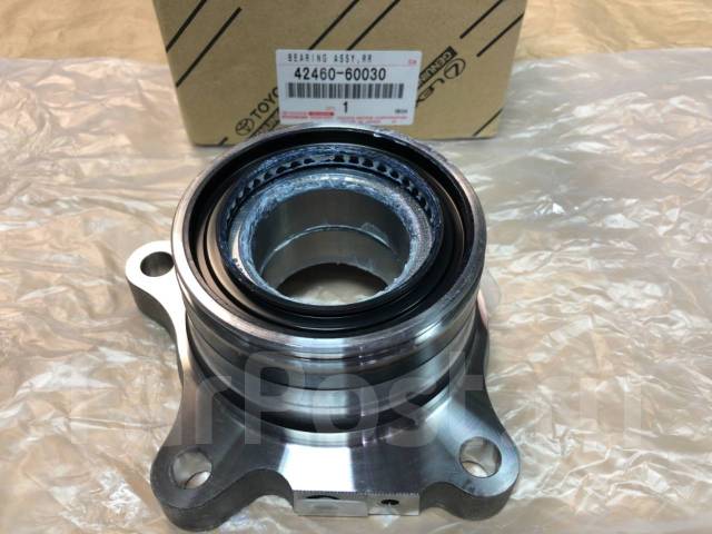 Ступичный узел задний правый Toyota URJ202 42460-60030 купить в ...