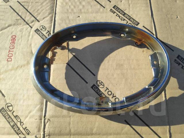 Подложка Эмблемы Toyota Hilux 15- 53127-0K040 купить во Владивостоке по ...