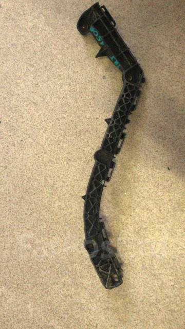 Крепеж бампера Toyota Prado, правый задний купить во Владивостоке по ...