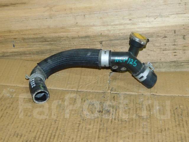 Горловина радиатора Toyota Ractis 1657121120 NCP125 1NZ-FE купить в ...