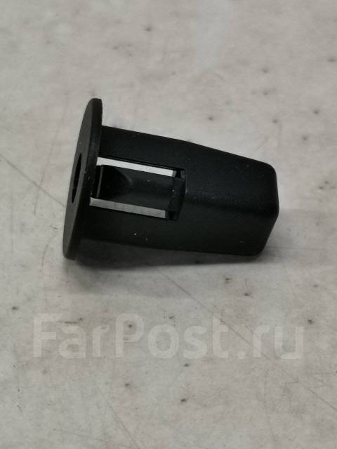 Клипса подкрылка Toyota 90189/06028 купить в Томске по цене: 100 ...