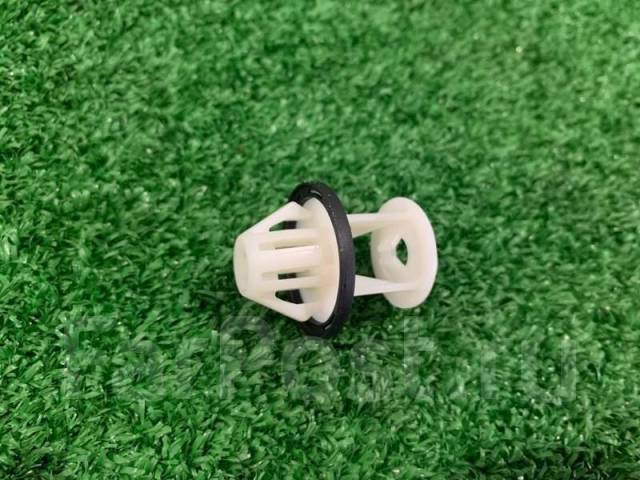 Клипса крепления накладки порога Mercedes-Benz E-Class A0009917298 W212 ...