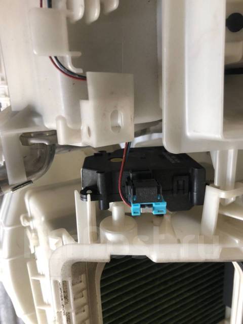Сервопривод печки Toyota Prius ZVW30 купить во Владивостоке по цене: 1 ...