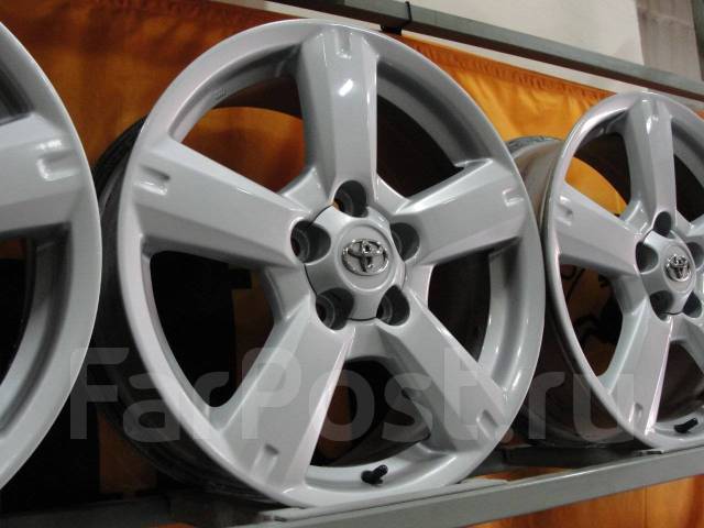 Оригинальные литые диски на Toyota RAV4 - Диски в Новосибирске