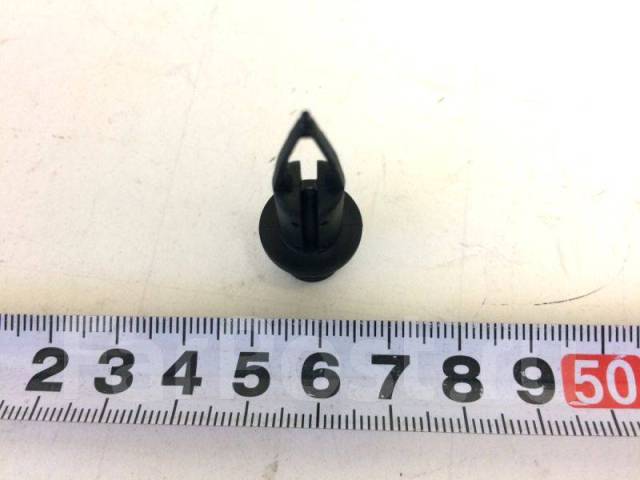 Клипса пластиковая Toyota [9046709093] купить во Владивостоке по цене ...