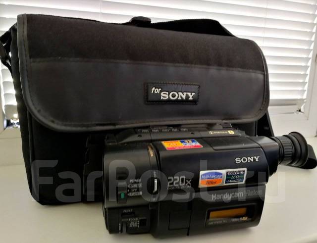 Продам видеокамеру Sony CCD-TRV26E, б/у, в наличии. Цена: 5 000₽ во ...
