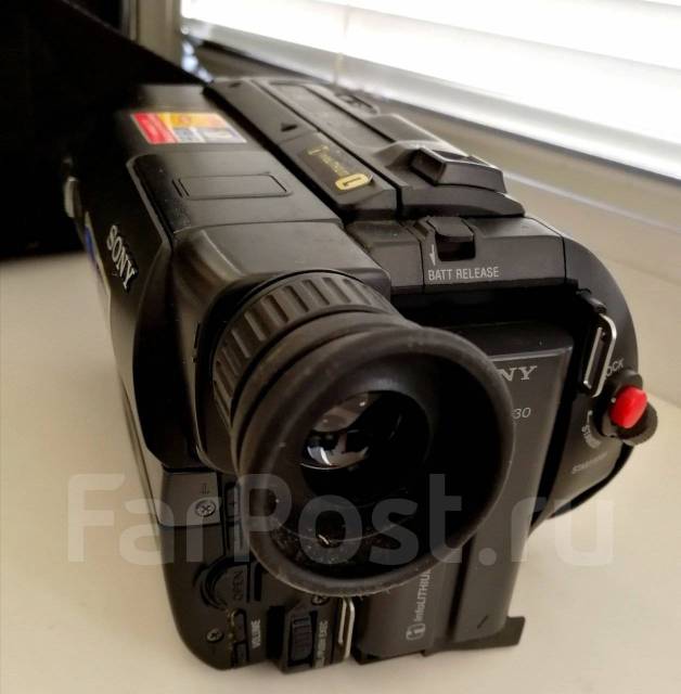 Продам видеокамеру Sony CCD-TRV26E, б/у, в наличии. Цена: 5 000₽ во ...
