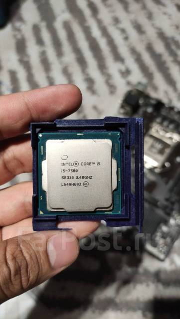 Процессор Intel core i5 7500+ мат. плата gigabyte b250m-d2v + кулер, б ...