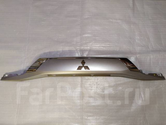 Накладка на дверь багажника Mitsubishi Outlander (2015-2018) купить во ...