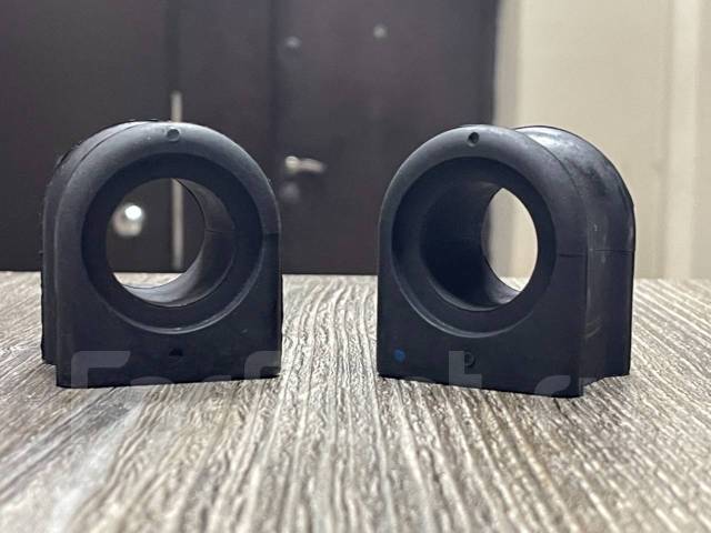 Втулка переднего стабилизатора (комплект) Mercedes GL/GLS A1663231465 ...