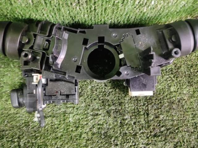 Блок подрулевых переключателей Toyota Harrier 2003 84140-48030 купить ...