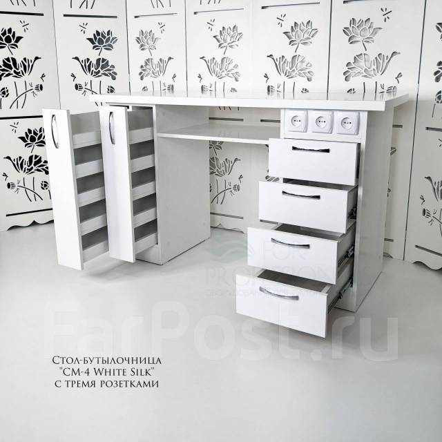 Стол-бутылочница маникюрный "СМ-4 White Silk" с тремя розетками, новый ...