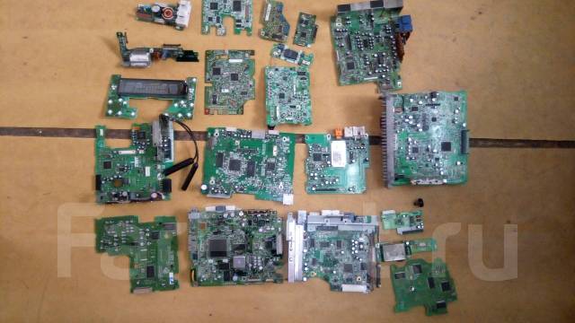 Комплект плат с микросхемами, б/у, в наличии. Цена: 300₽ во Владивостоке
