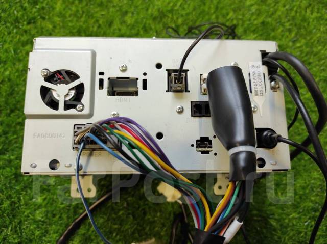 Современная магнитола Panasonic Strada CN-LR700D MP3/DVD/USB/BT, другой ...