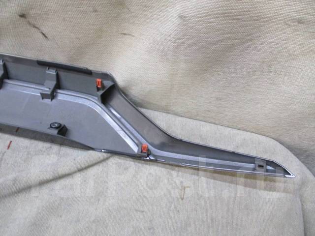 Накладка двери багажника Toyota RAV4 Оригинал Япония 76801-42240 купить ...