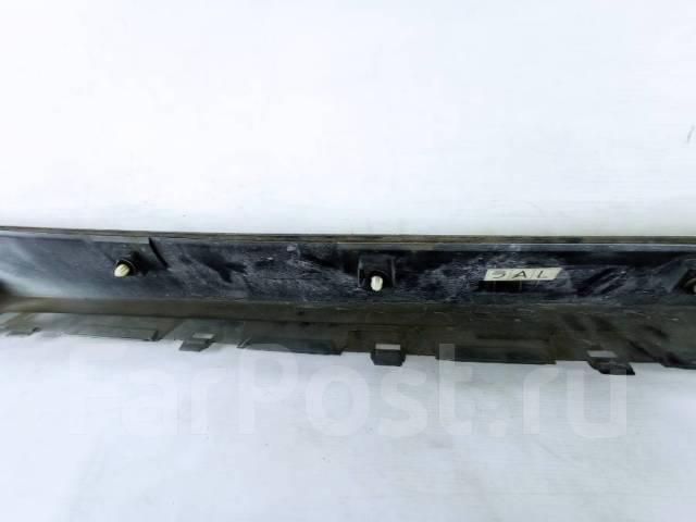 Накладка на дверь Toyota Alphard 7690658060 AGH30, задняя левая купить ...