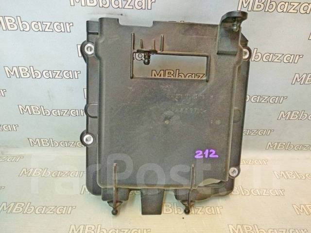 Крепление блока управления ДВС M276 Mercedes-Benz W212 W204 W166 W221 ...