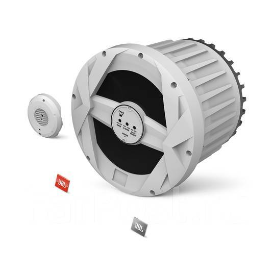 Активный сабвуфер JBL Marine BassPro 10 дюймов 750W пик катер яхта ...