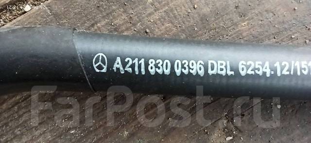 Патрубок системы охлаждения Mercedes W211 A2118300496 A2118300396 ...