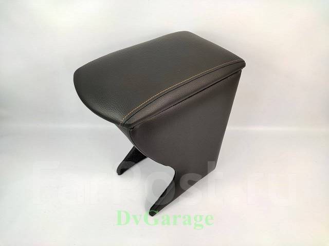 Подлокотник Toyota Wish 03-17 купить во Владивостоке по цене: 2 699 ...