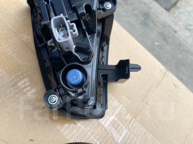 LED ходовые огни, туманки Toyota rav4 2019 год + купить во Владивостоке ...