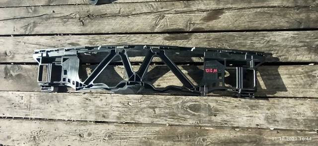 Кронштейн переднего бампера Mercedes Benz W212 A2128850165 купить во ...