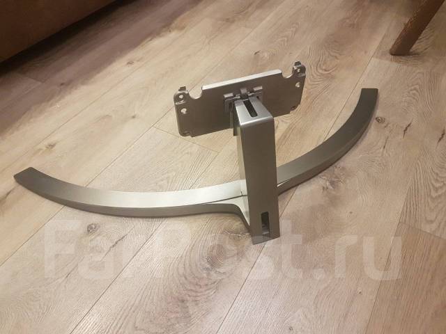 Подставка/ нога для телевизора LG, новый, в наличии. Цена: 1 500₽ во ...