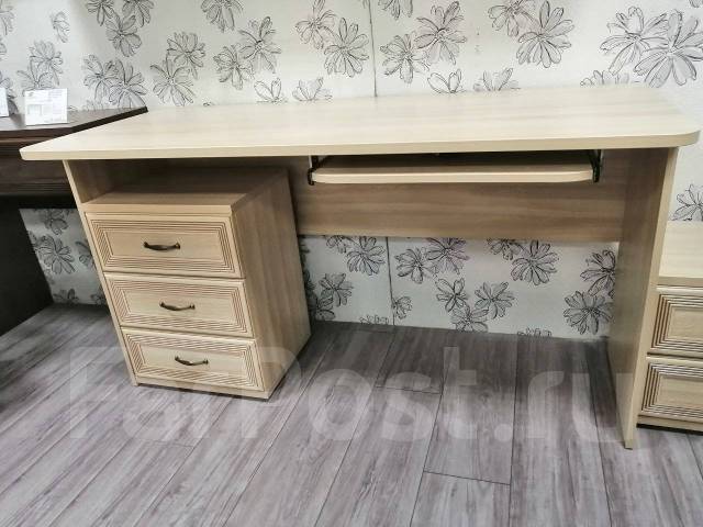 Стол рабочий, компьютерный 1250х60 см, прямоугольный, лдсп, светлое ...