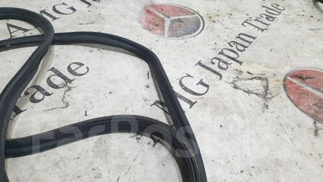 Уплотнитель крышки багажника Mercedes-Benz W140 S купить в Находке по ...