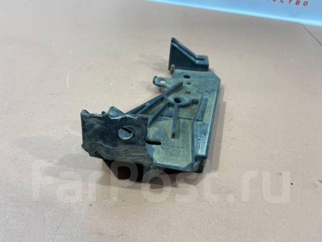 Направляющая крепление фары Infiniti G35 2008 62560JK00A V36 VQ35HR ...