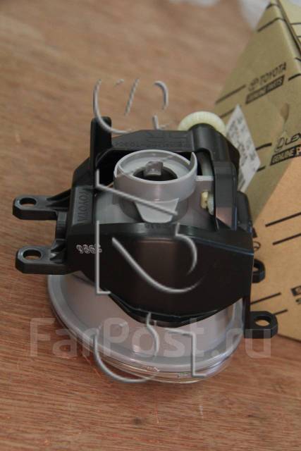 Противотуманка NHP10, NZE16#, ZVW30,35, 12-580RH 81211-47010 81211 ...