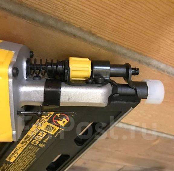 Нейлер каркасный DeWalt DCN692M1, новый, под заказ во Владивостоке