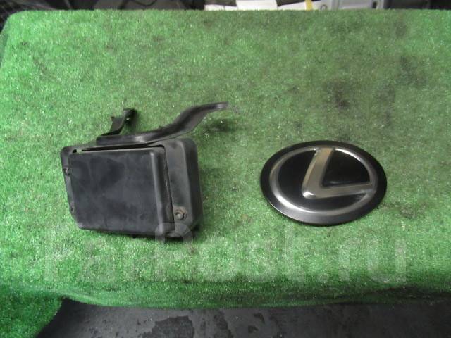 Эмблема решетки радиатора Lexus 53141-53010 под дистроник, радар купить ...