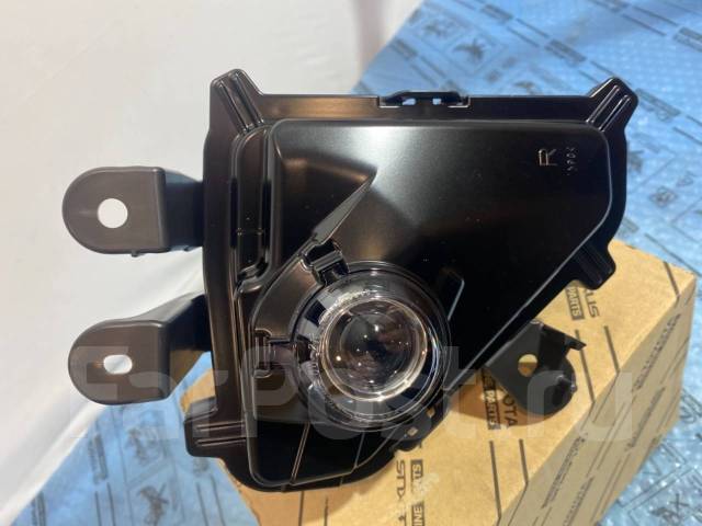 Противотуманка Lexus GX 460 2014-2021 купить в Москве по цене: 45 000 ...