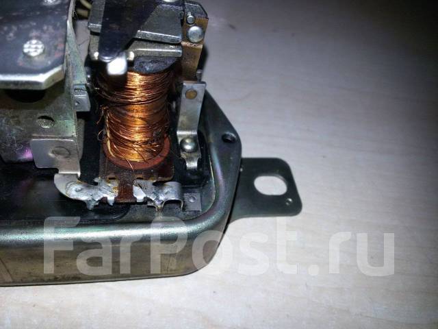 Реле генератора Toyota Lite Ace, Dyna, Corolla, Hiace, Land Cruiser ...