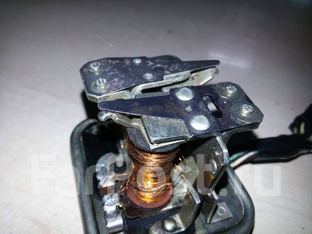 Реле генератора Toyota Lite Ace, Dyna, Corolla, Hiace, Land Cruiser ...