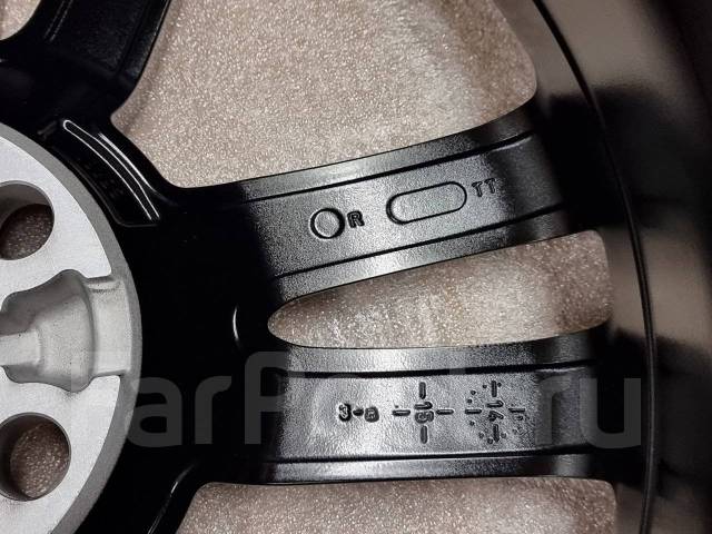 Новый оригинальный диск R20 Land Rover Discovery4 LR023736 - Диски в Москве