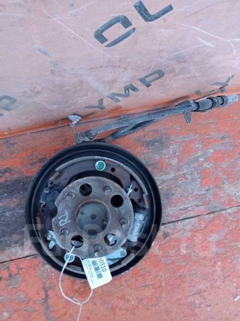 Ступица Toyota Voxy 4245028040 ZRR70 3ZR-FAE, задняя левая купить в ...