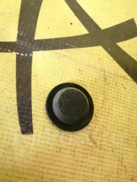 Заглушка кузова Toyota Corolla NZE120 диаметр 25/30/35 цена за шт ...