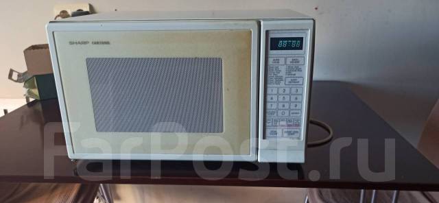 Продаю Микроволновка Б/У, Sharp, в наличии. Цена: 600₽ во Владивостоке
