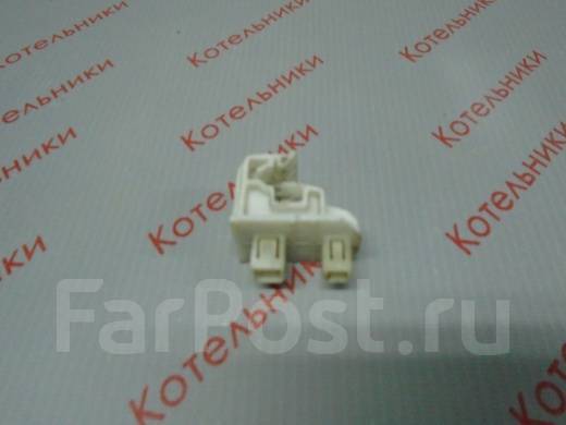 Nissan 26398-2Y001 Кронштейн крепления фары купить в Котельниках по ...