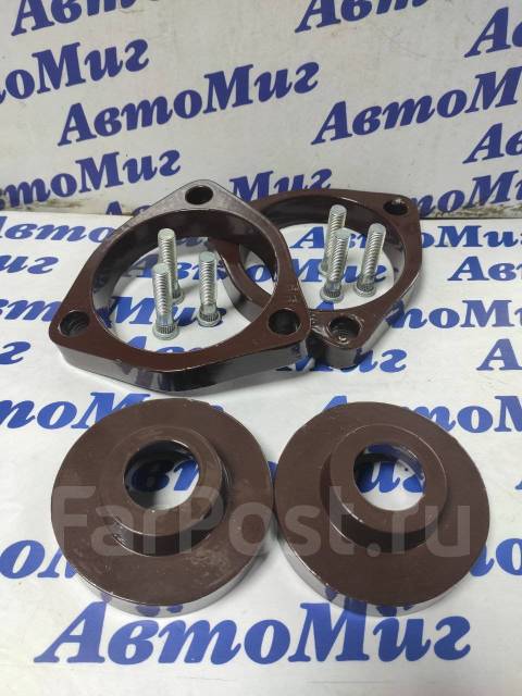 Комплект проставок Перед 2,5см зад 3см VOXY NOAH Esquire ZWR80 ZRR80 ...