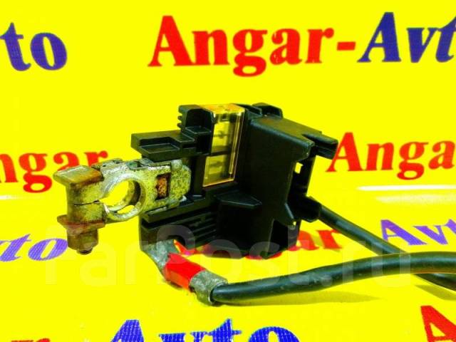 Клемма аккумулятора плюсовая Toyota Corolla Axio 8262052070 NZE161 ...